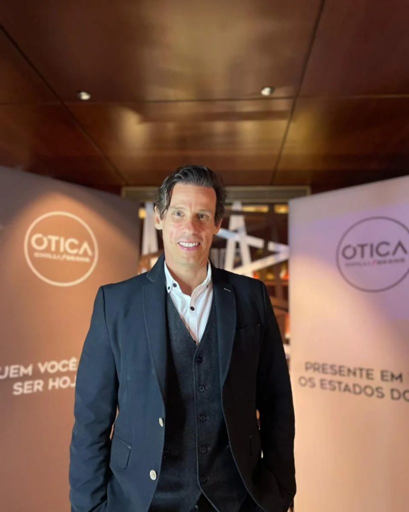 Caito Maia: conheça a trajetória do fundador da Chili Beans - Investidor10