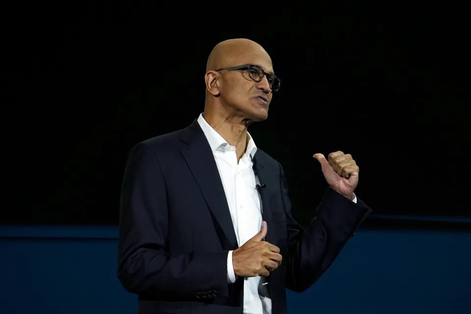 Satya Nadella: conheça a trajetória do CEO que transformou a Microsoft ...